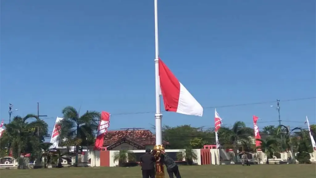 Tata Cara Pengibaran Bendera Setengah Tiang 30 September 2025