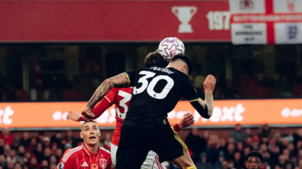 Hasil Skor Nottingham Forest vs Manchester United (2-2)